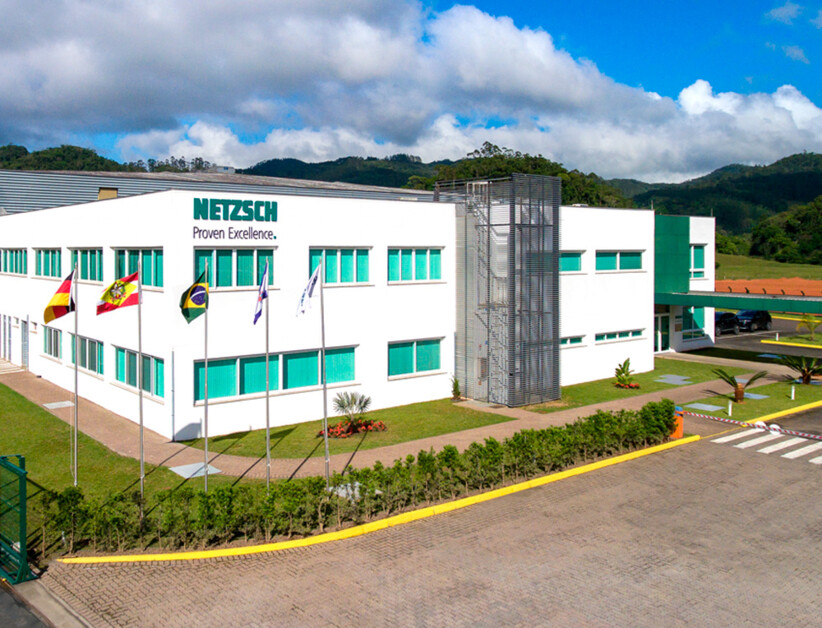 NETZSCH Moagem - NETZSCH Grinding & Dispersing